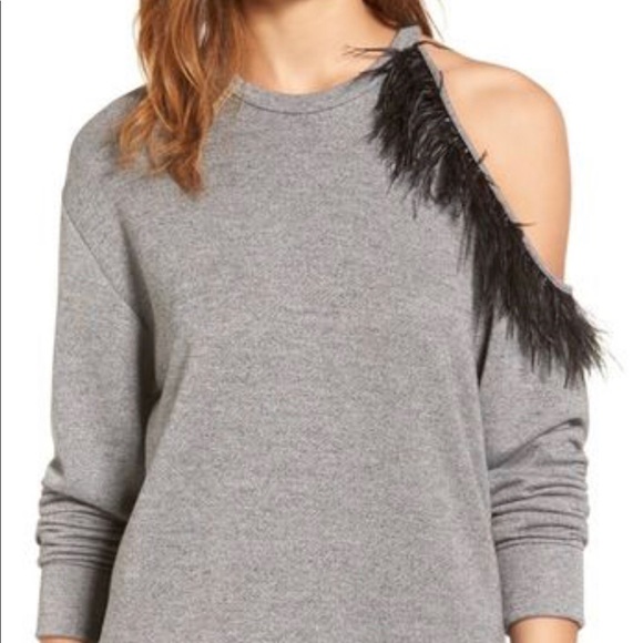 Anthropologie | Tops | Anthropologie Rode Cold One Shoulder Feather Top ...